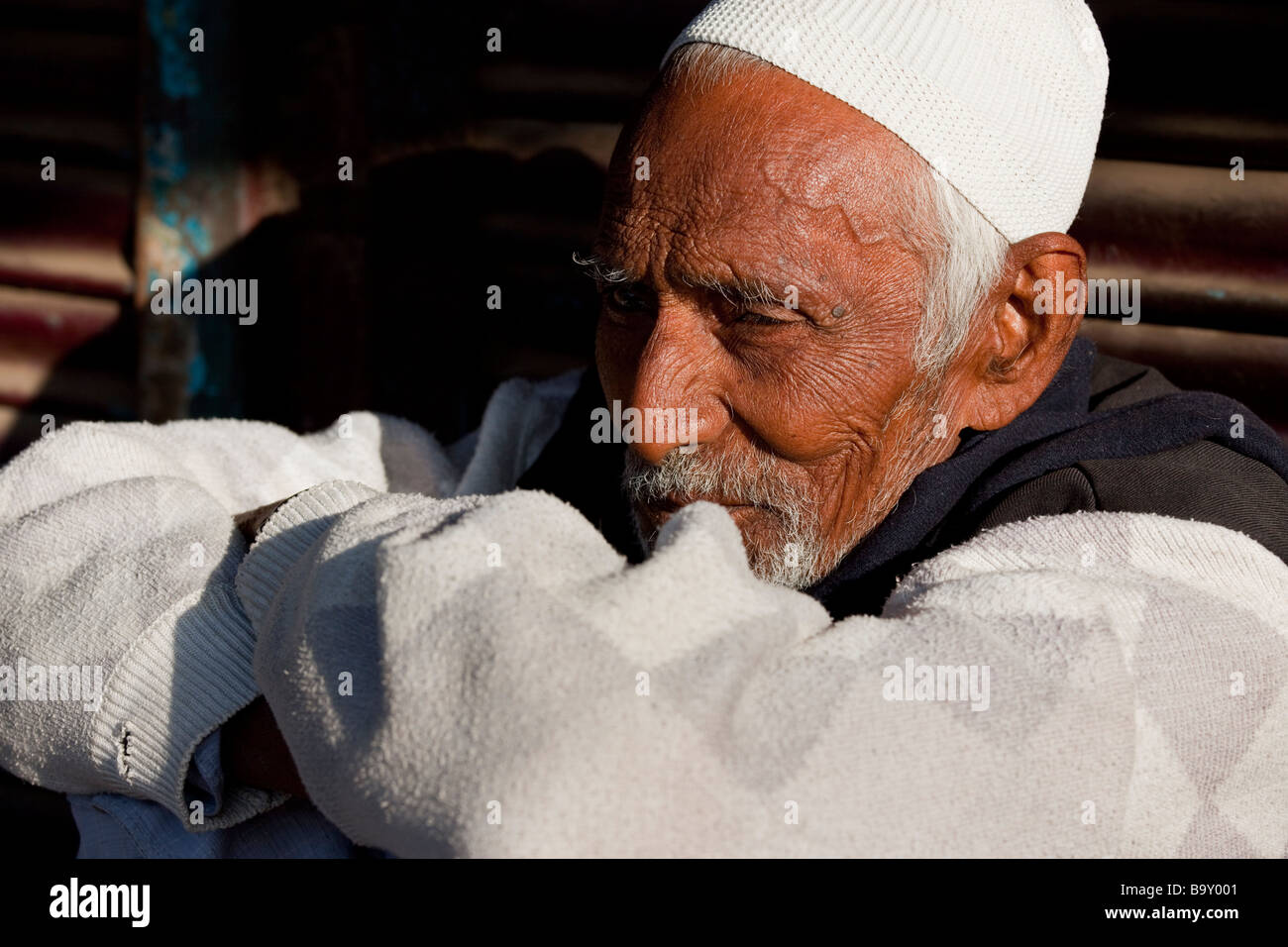 Muslim Man in Old Delhi India Stock Photo - Alamy