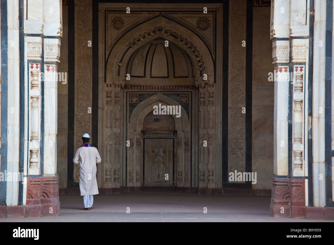 Mosque inside Purana Qila Fort in Delhi India Stock Photo - Alamy