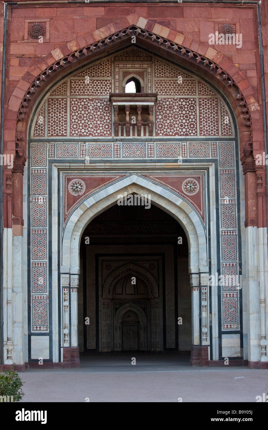 Mosque inside Purana Qila Fort in Delhi India Stock Photo - Alamy