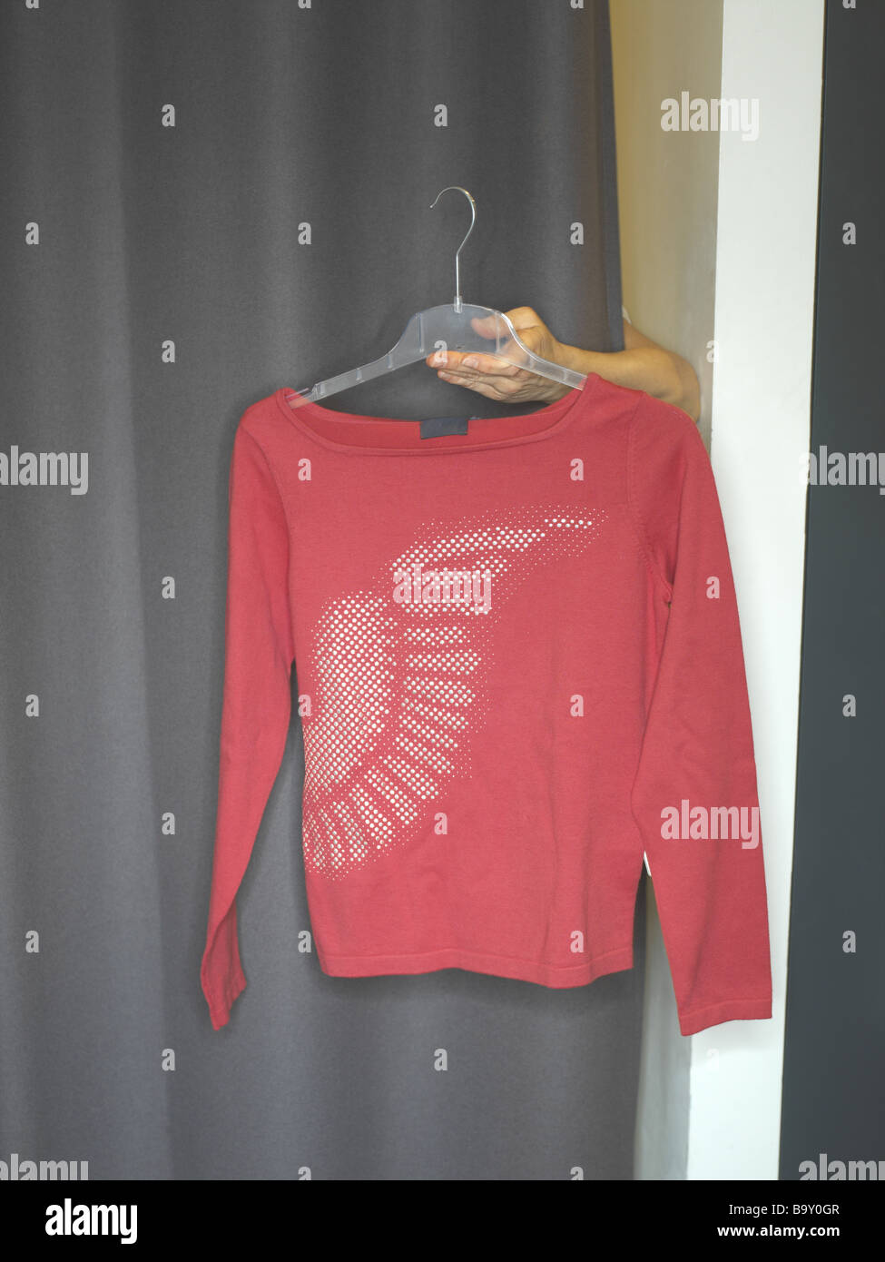 Poor clothing hi-res stock photography and images - Alamy