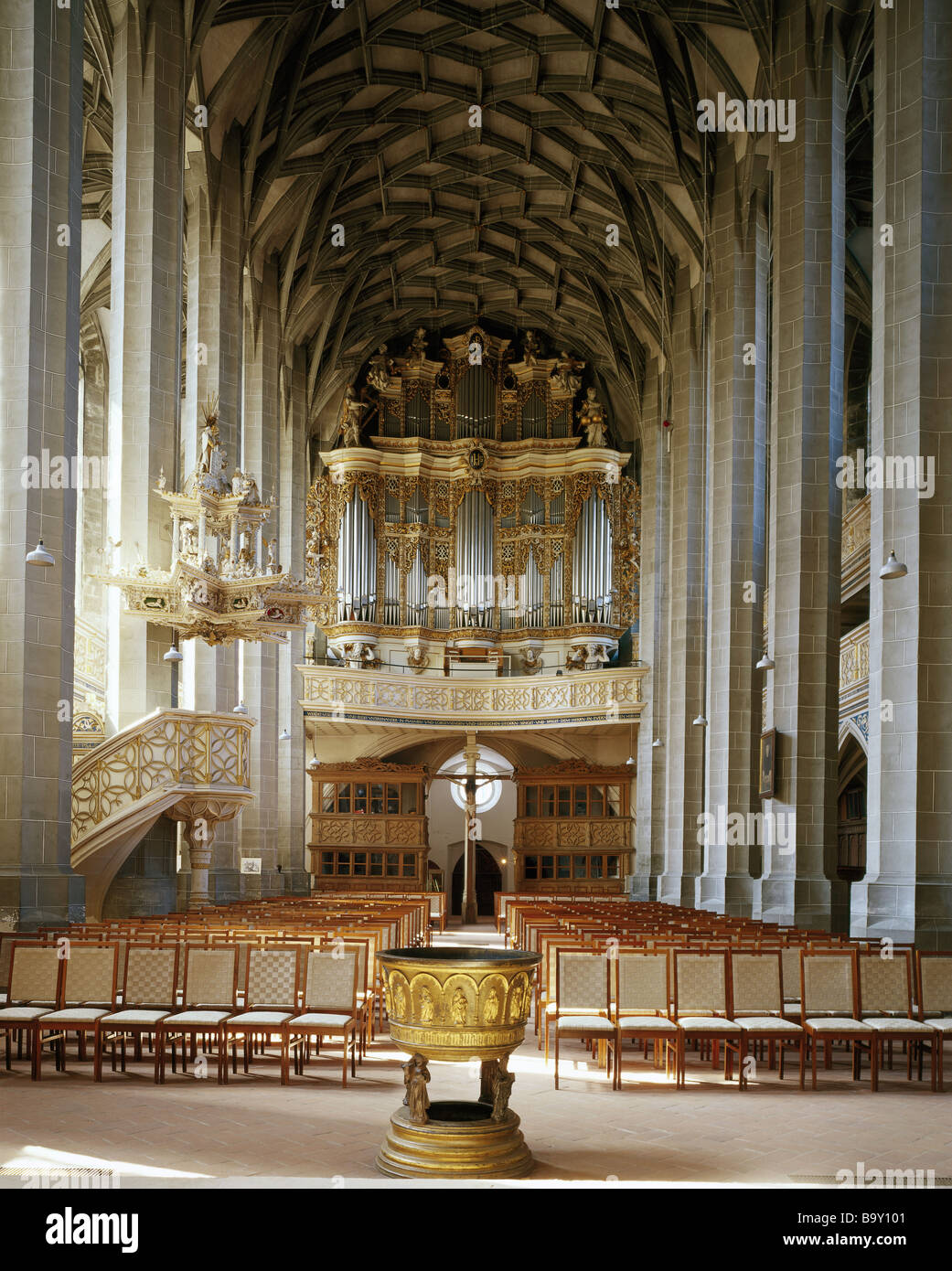 Master builders hi-res stock photography and images - Alamy