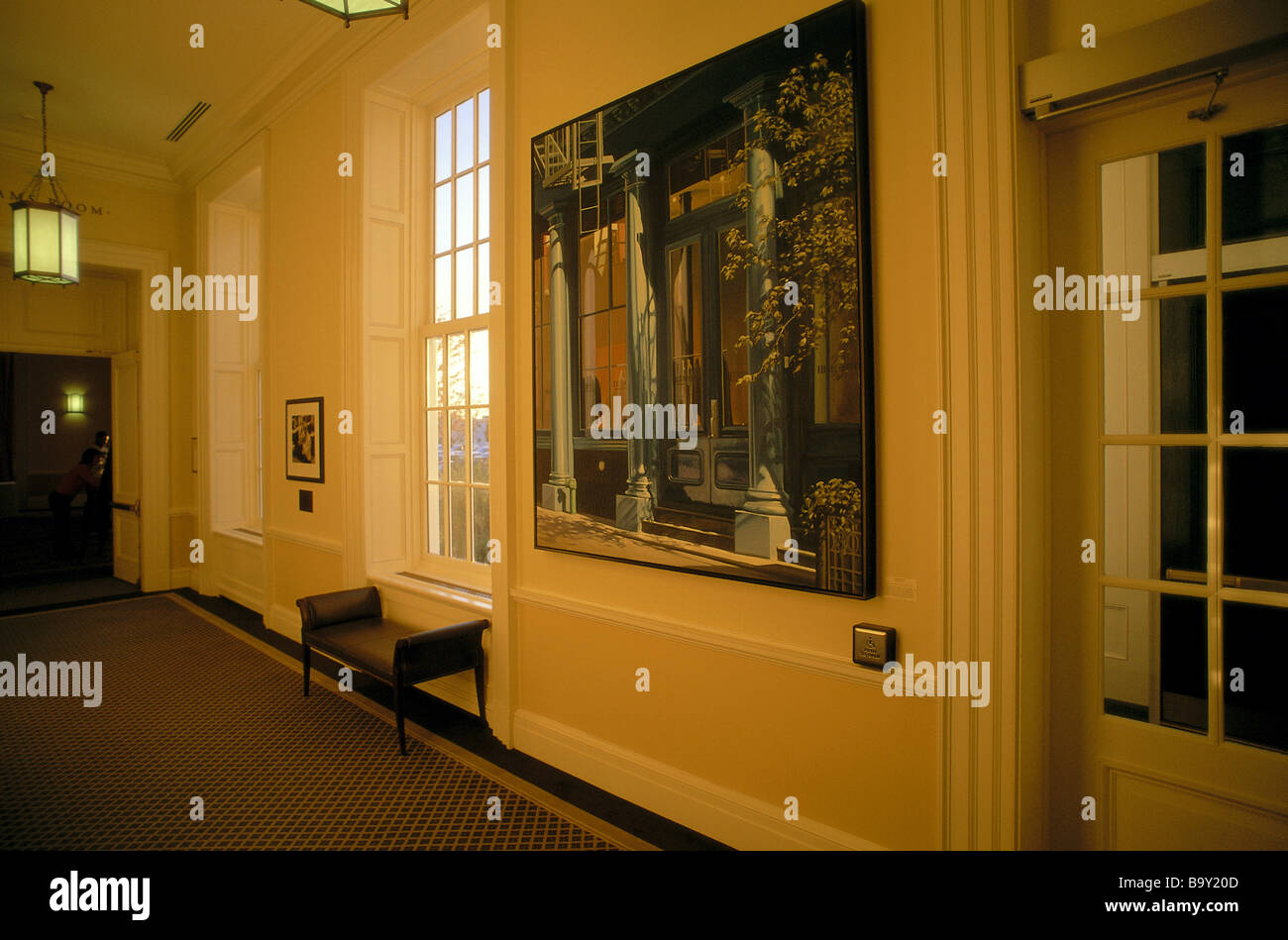Harvard business school hall interior hi-res stock photography and ...