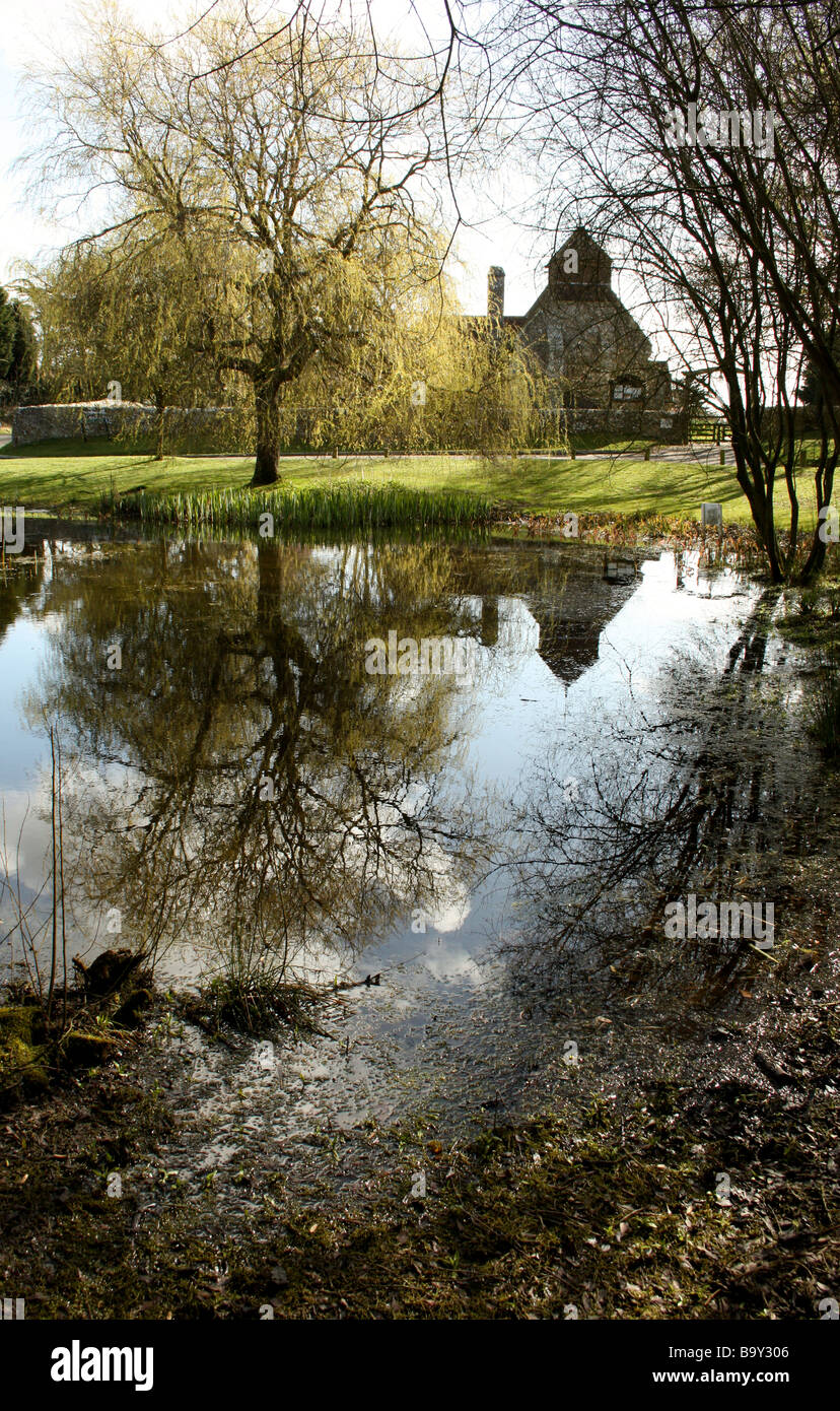 Village pond friston sussex hi-res stock photography and images - Alamy