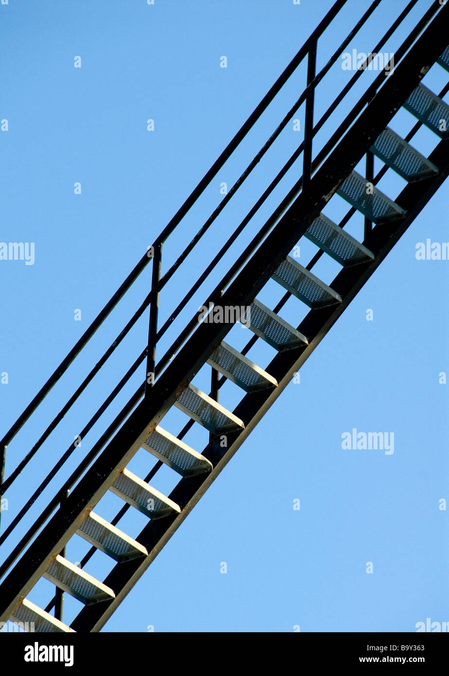 Diagonal step hi-res stock photography and images - Alamy