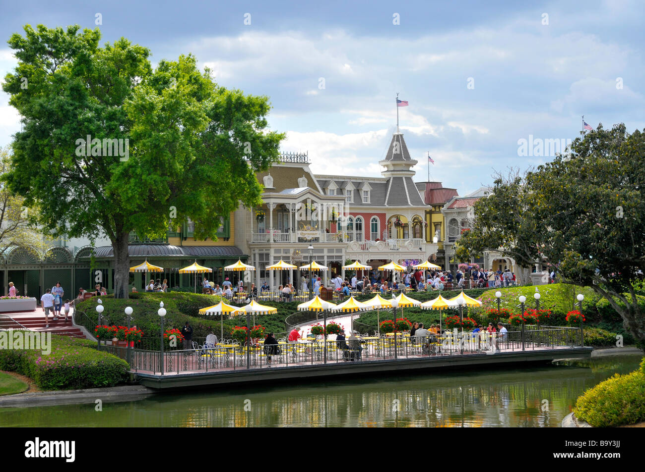 Disney castle florida dining hi-res stock photography and images - Alamy