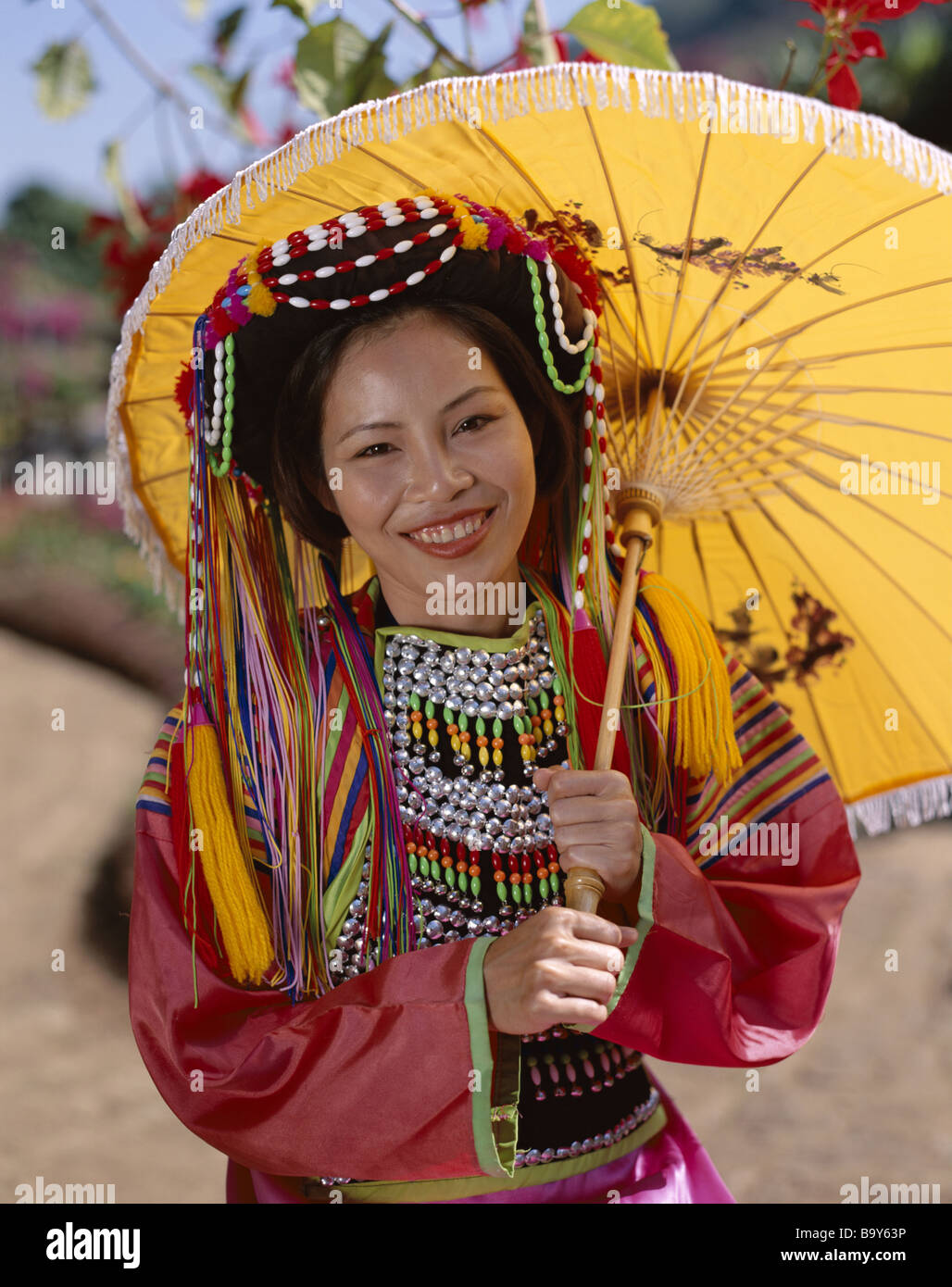 Lisu mountain tribe hi-res stock photography and images - Alamy