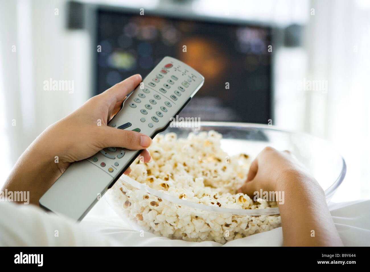 Flatscreen television tv lounge hi-res stock photography and images - Alamy