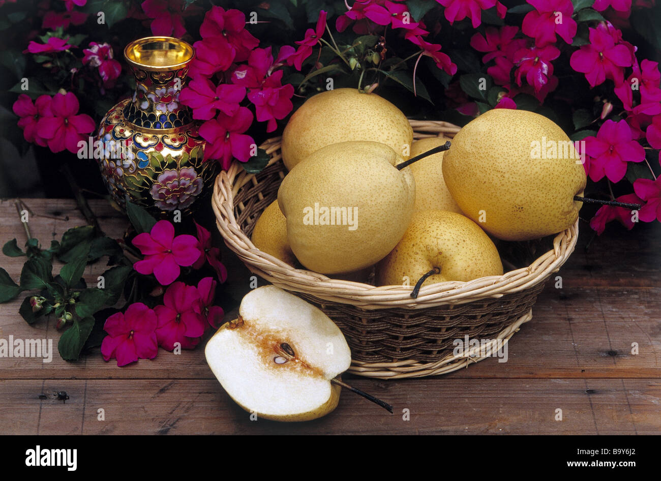 Sham fruits hi-res stock photography and images - Alamy