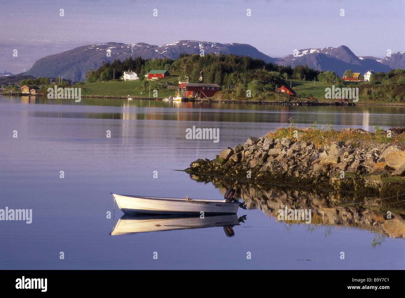 Molde fjords hi-res stock photography and images - Alamy