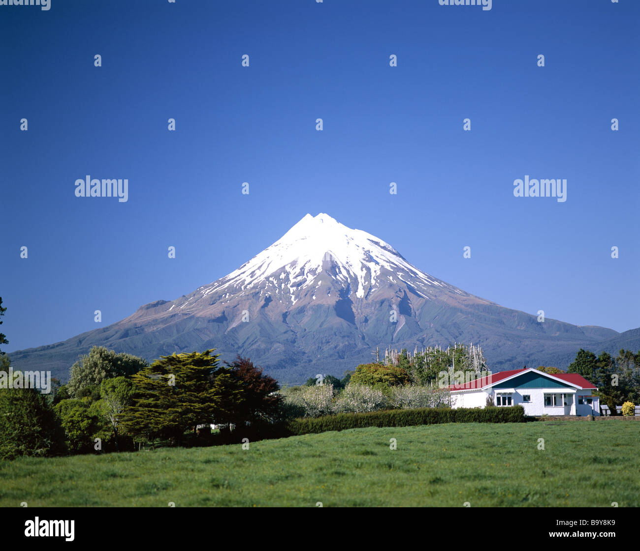 House of egmont hi-res stock photography and images - Alamy