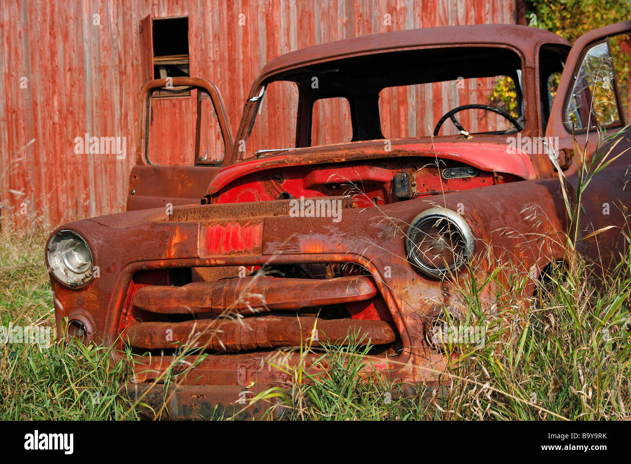 Junky car hi-res stock photography and images - Alamy