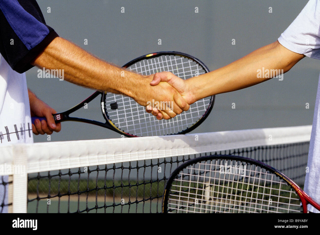 Tennis shake hands hi-res stock photography and images - Alamy
