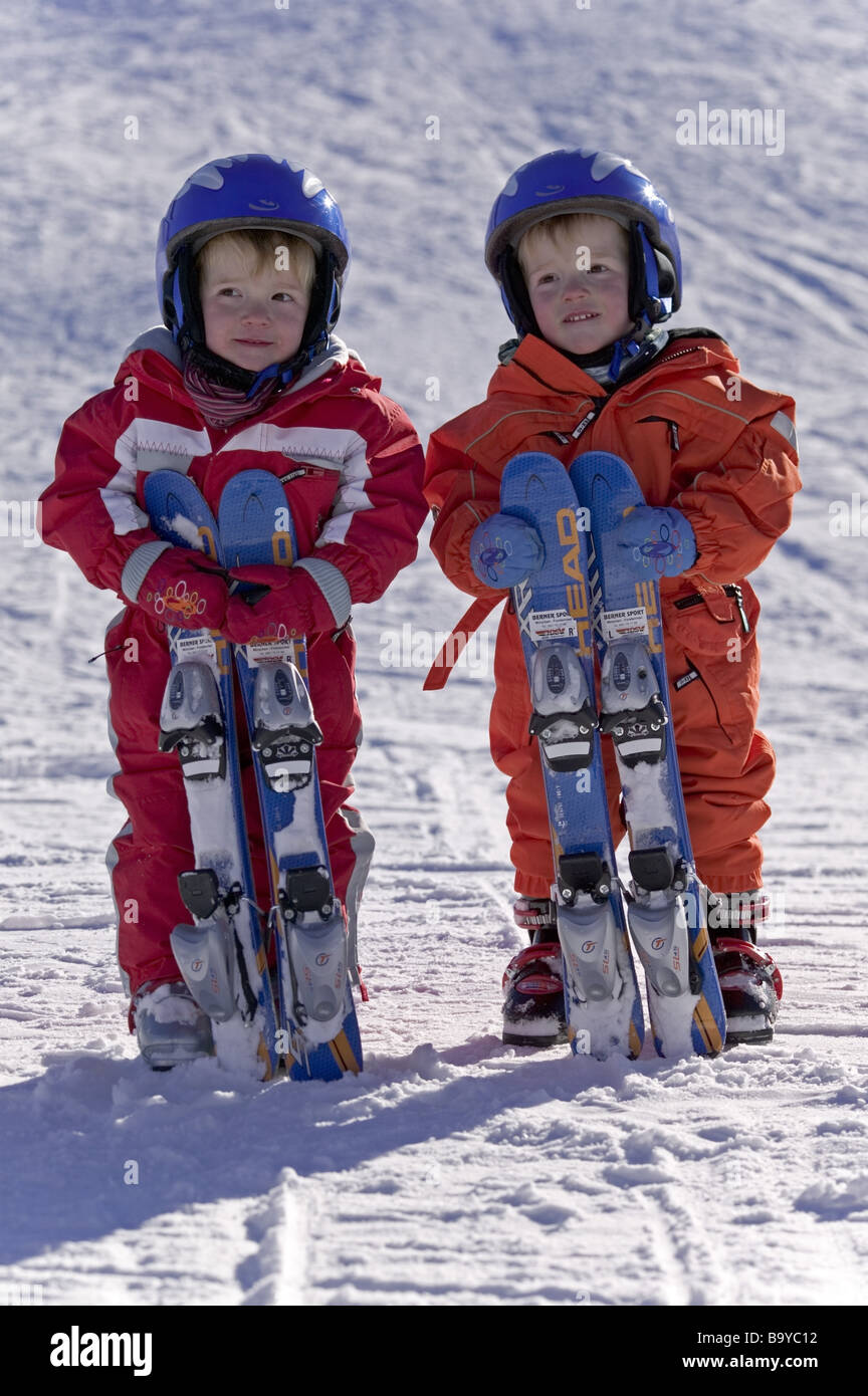 Beginner two ski hi-res stock photography and images - Alamy