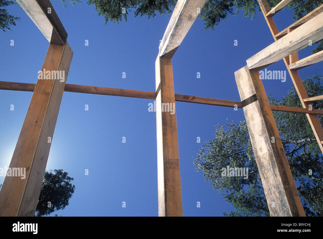 Solid beams hi-res stock photography and images - Alamy