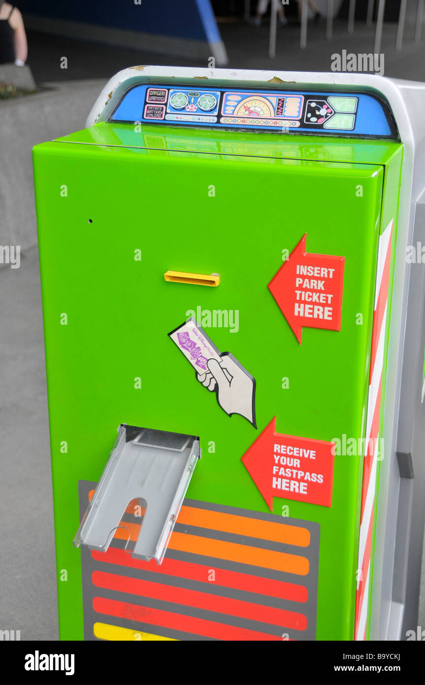 FastPass Machine at Walt Disney Magic Kingdom Theme Park Orlando ...