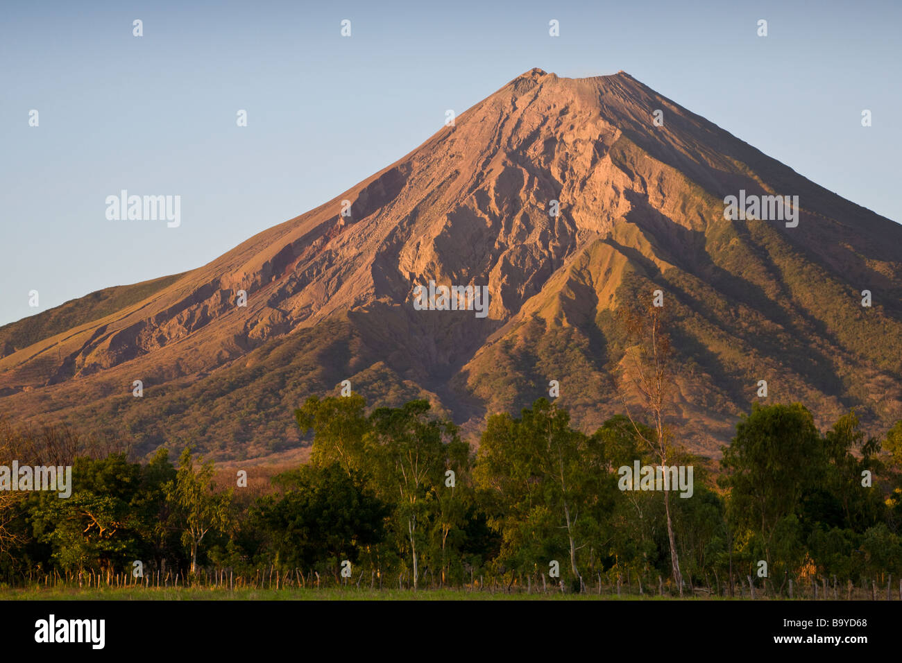 Holocene volcanoes hi-res stock photography and images - Alamy