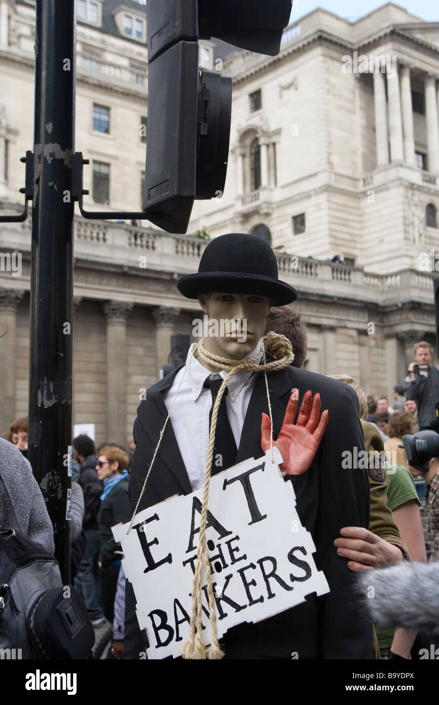 Bank protest of england hanging hi-res stock photography and images - Alamy