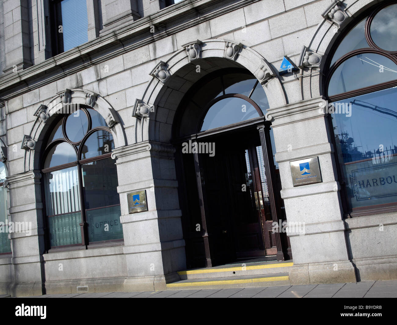 Aberdeen scotland offices hi-res stock photography and images - Alamy