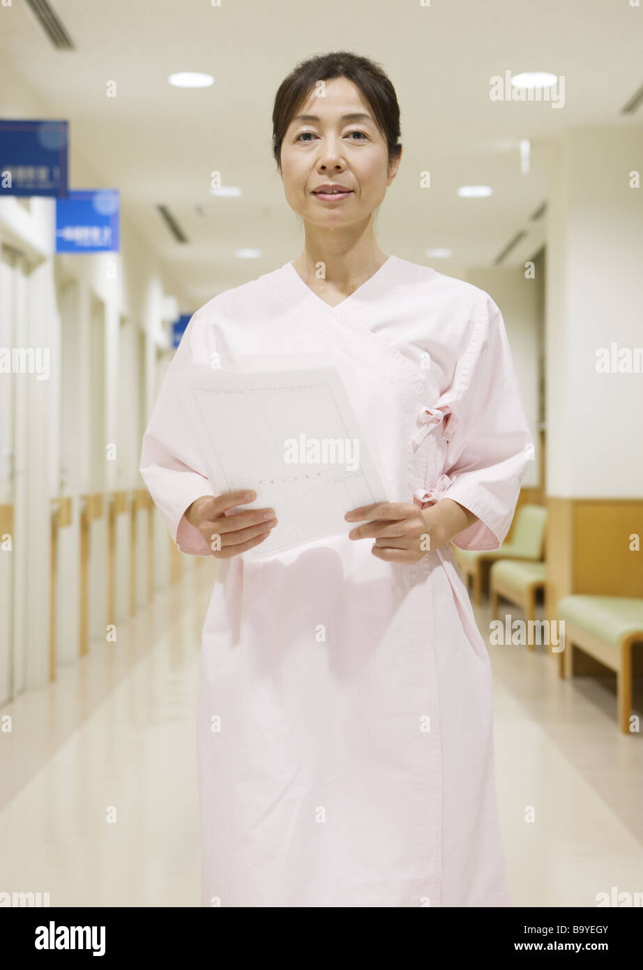 Hospital patient corridor back view hi-res stock photography and images ...