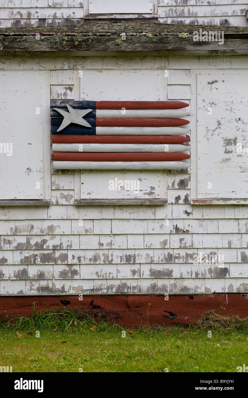 American flag on barn in hi-res stock photography and images - Alamy