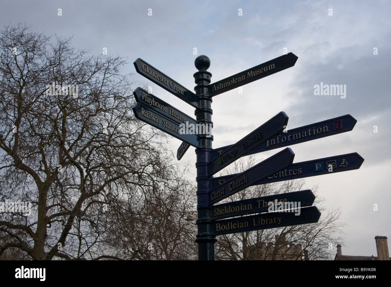 Oxford sign hi-res stock photography and images - Alamy