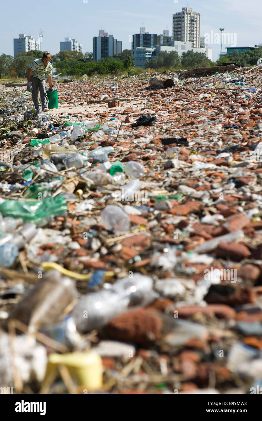 Polluted landscape hi-res stock photography and images - Alamy