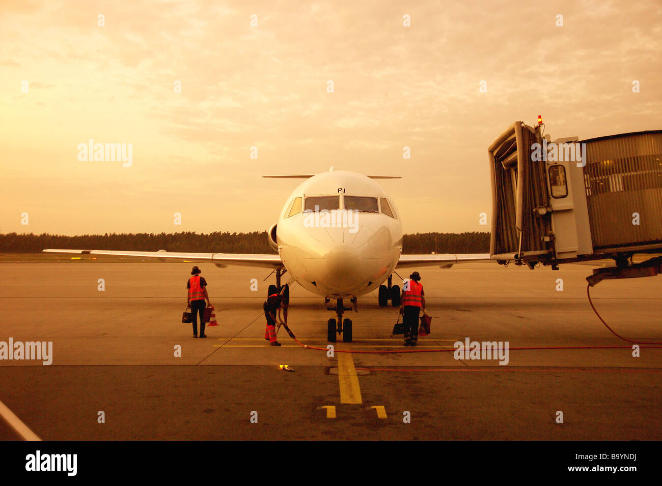 Model runway trip hi-res stock photography and images - Alamy