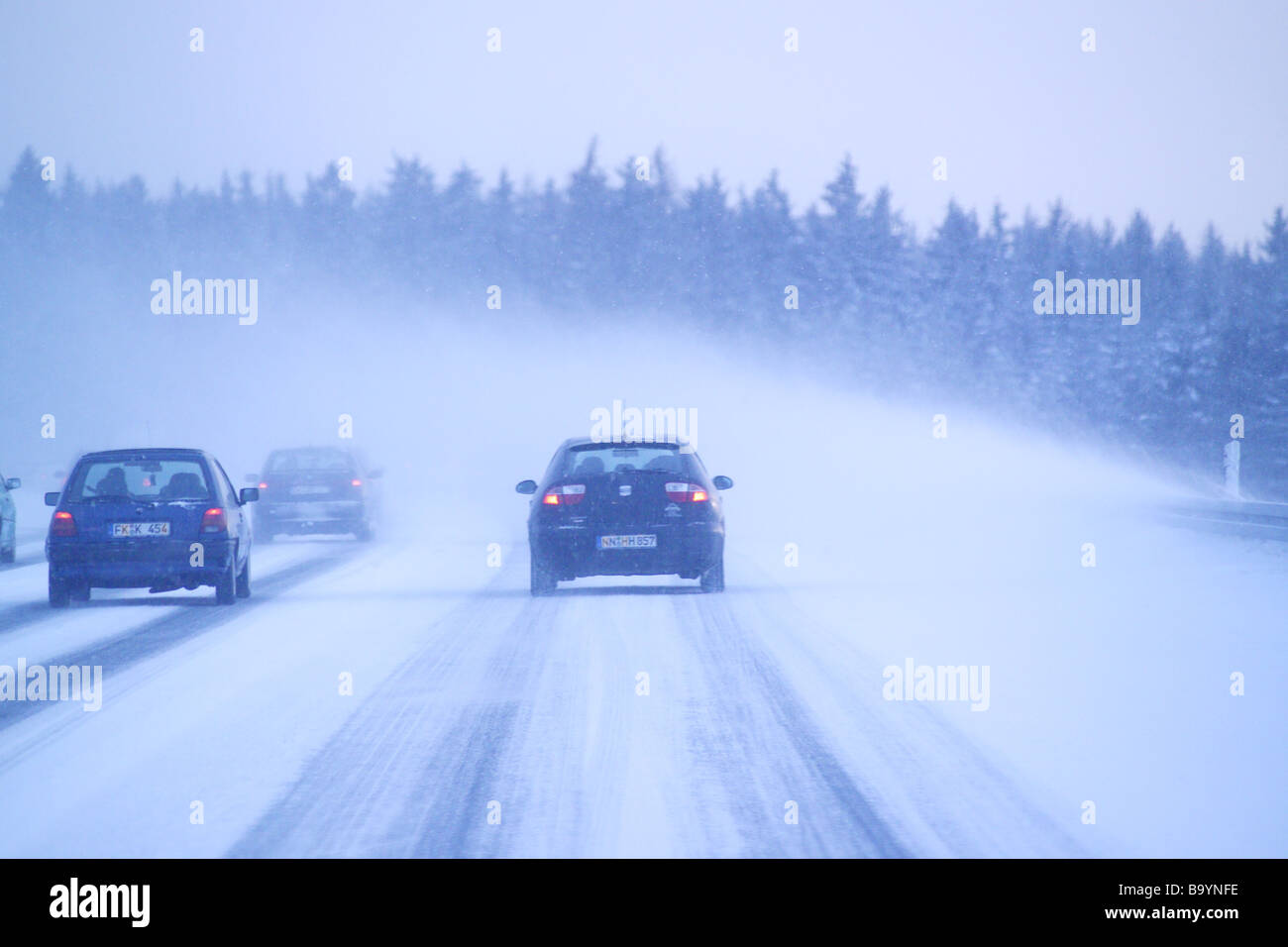 Wind packed snow hi-res stock photography and images - Alamy