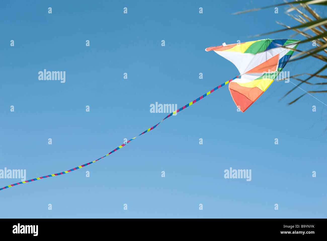 Colourful kites images hi-res stock photography and images - Alamy