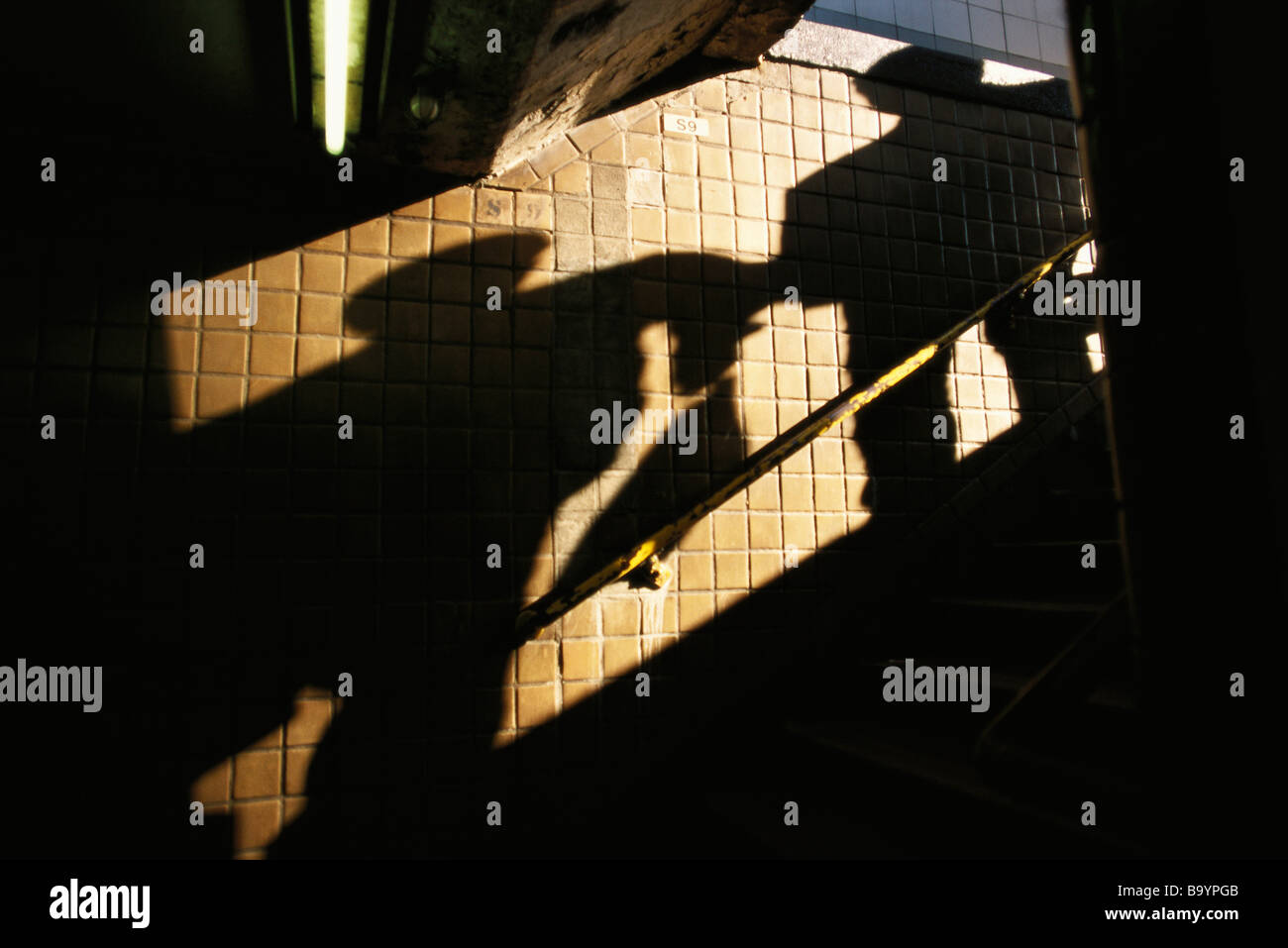 Man following shadow hi-res stock photography and images - Alamy