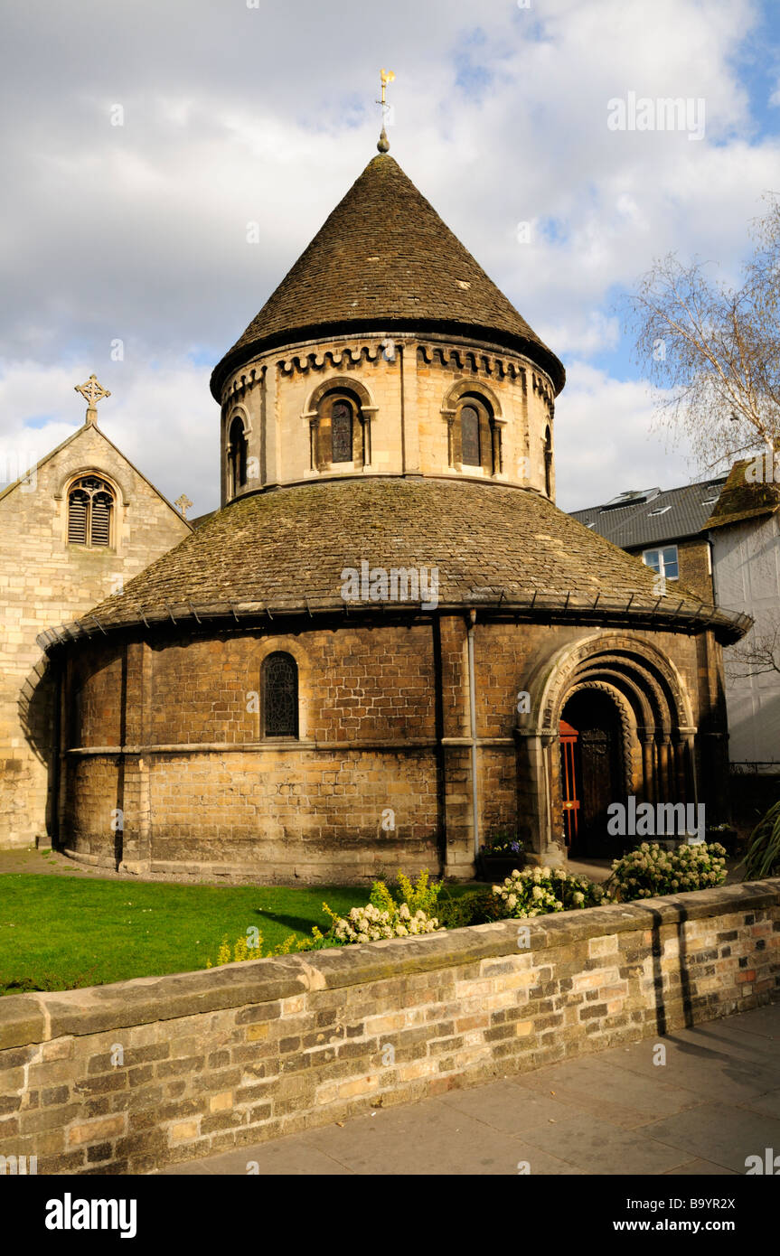 Round church hi-res stock photography and images - Alamy