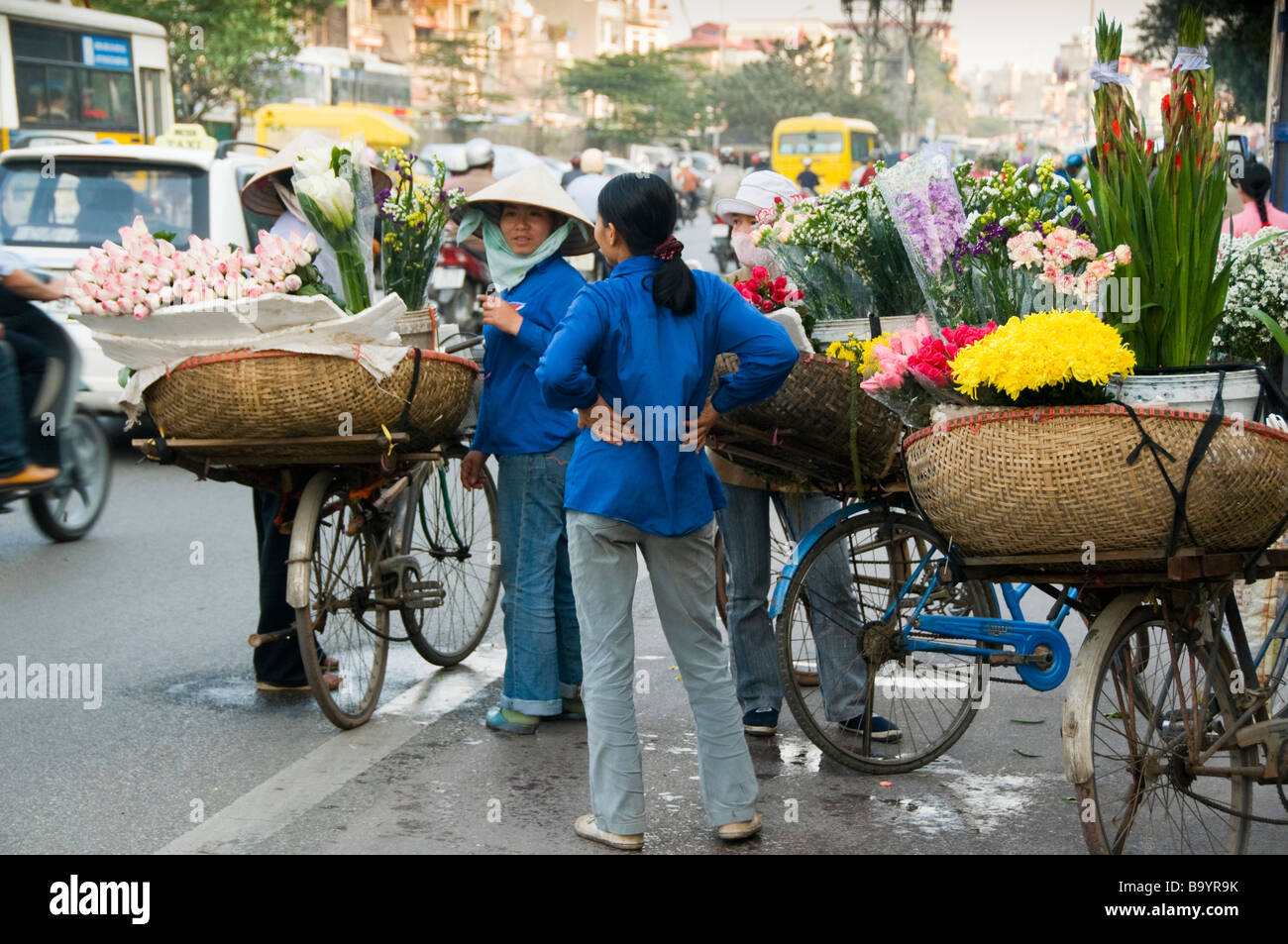 Bicycle vendors hi-res stock photography and images - Alamy