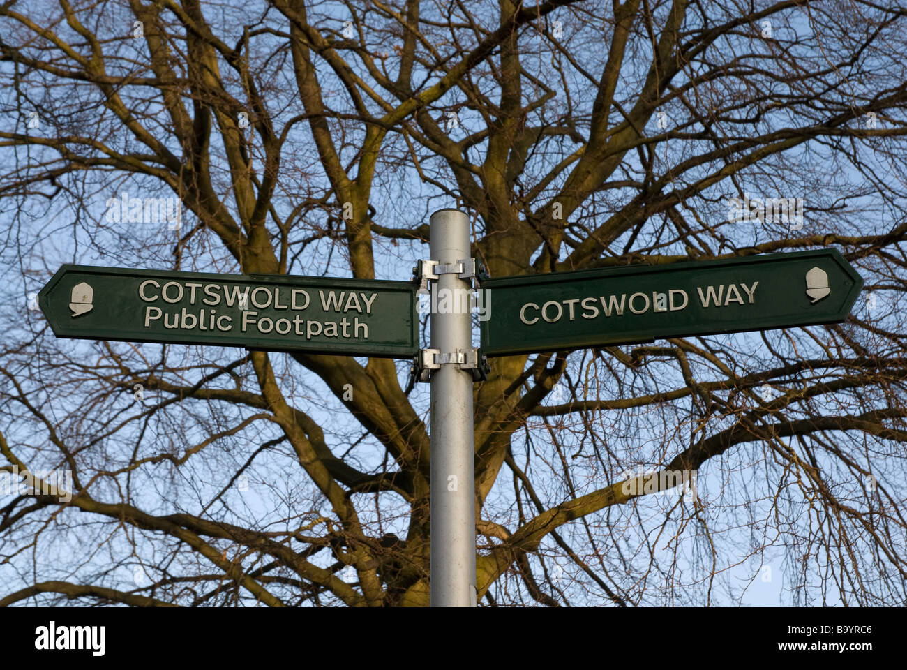 Signpost to the Cotswold Way, "Bath Spa" Somerset UK Stock Photo - Alamy