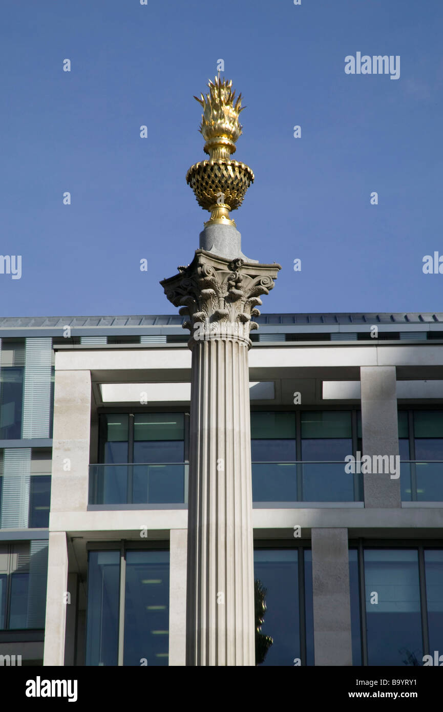 Statue outside London Stock exchange Paternoster Square Stock Photo - Alamy