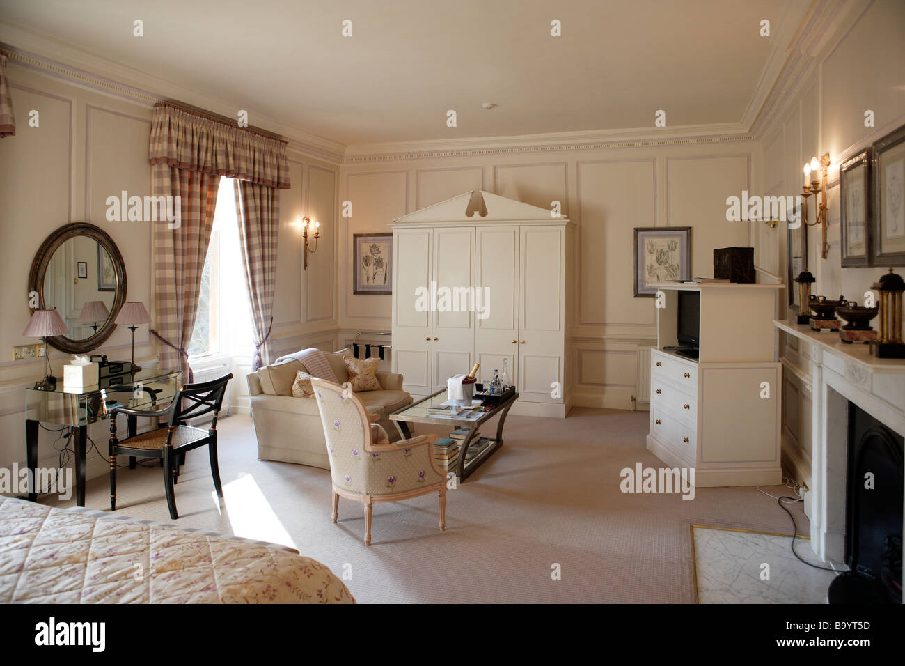 5 star hotel room hi-res stock photography and images - Alamy