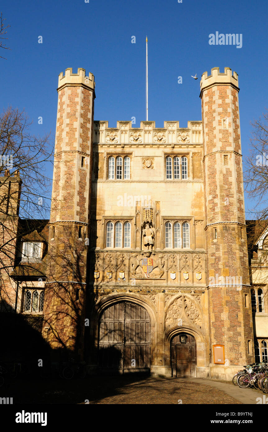 Trinity College Gatehouse Cambridge England Uk Stock Photo - Alamy