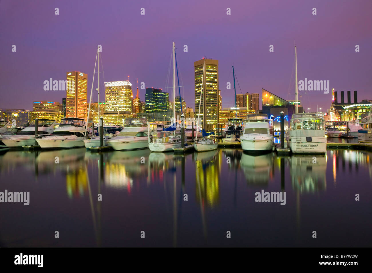 Baltimore maritime museum hi-res stock photography and images - Alamy