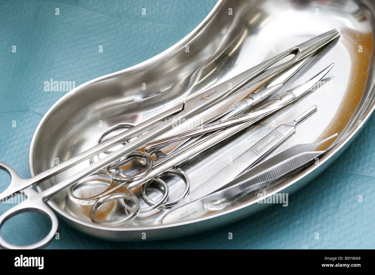 Clamping symbol hi-res stock photography and images - Alamy