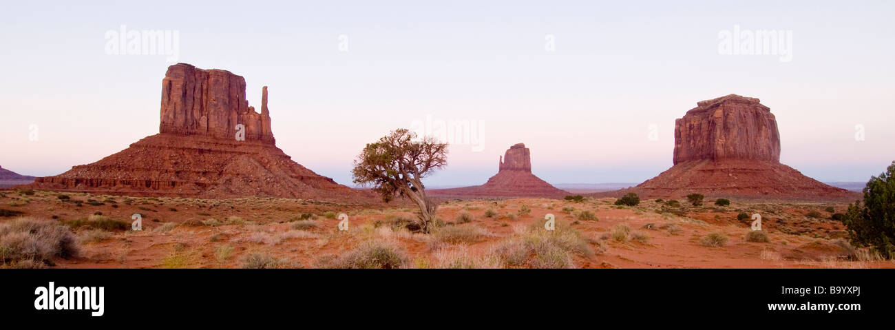 Three Mittens, Monument Valley Stock Photo - Alamy