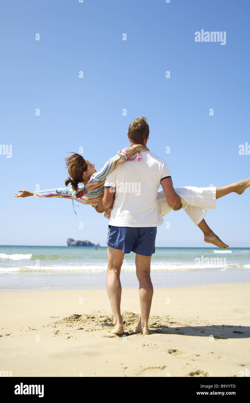 Auf handen tragen hi-res stock photography and images - Alamy