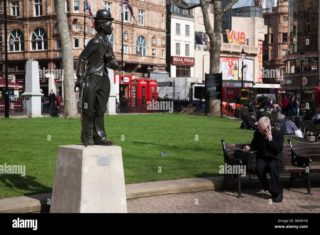 Charlie Chaplin statue Leicester Square, London Stock Photo - Alamy