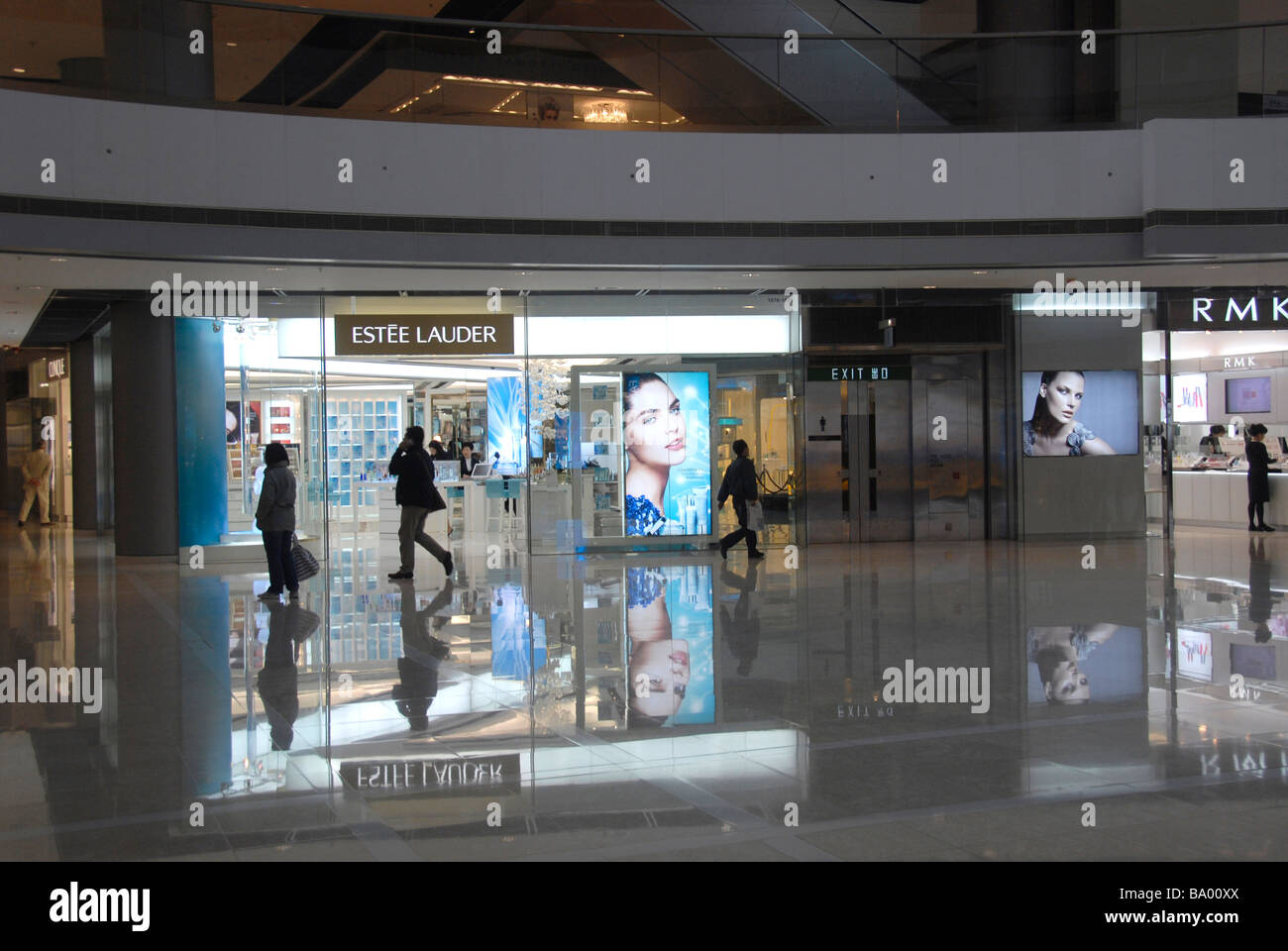 Estée Lauder store, Hong Kong, China Stock Photo - Alamy