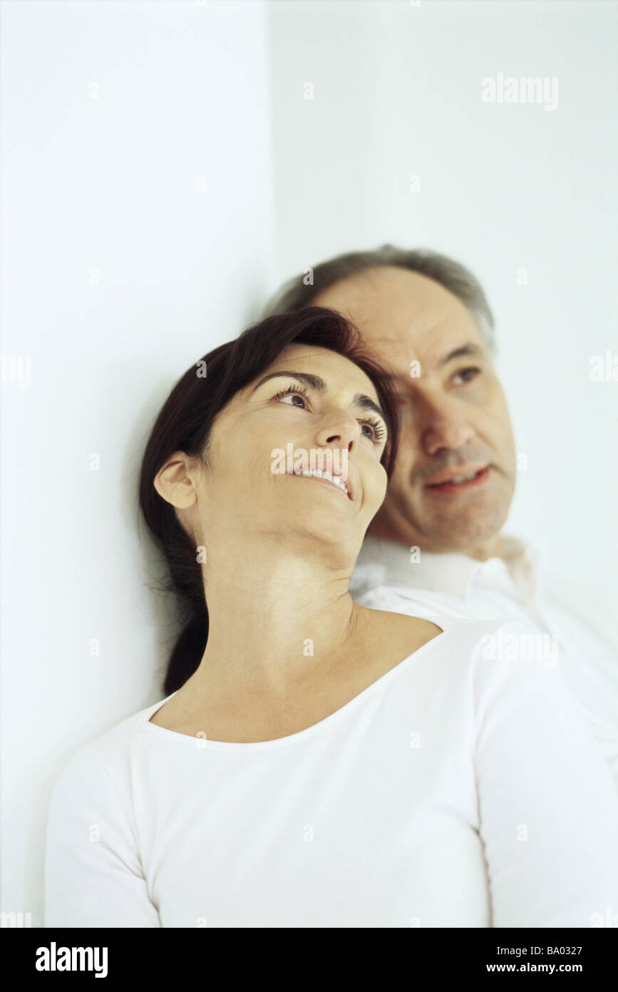 Two men talking with one another hi-res stock photography and images ...