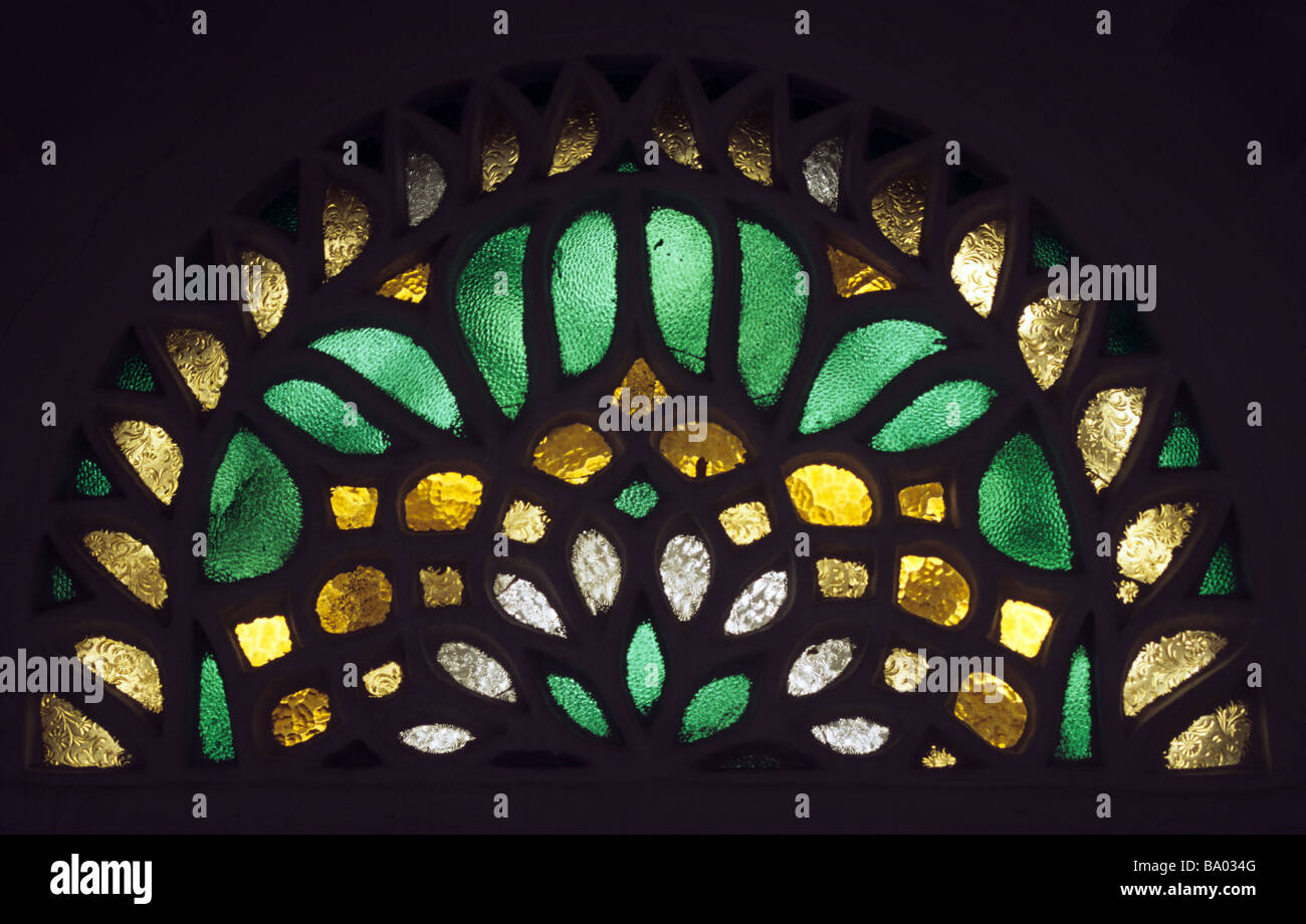 Yemen sanaa glass window hi-res stock photography and images - Alamy