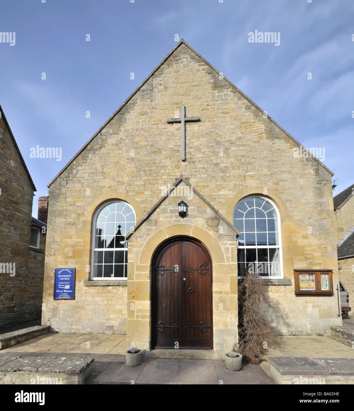 Methodist churchyard hi-res stock photography and images - Alamy