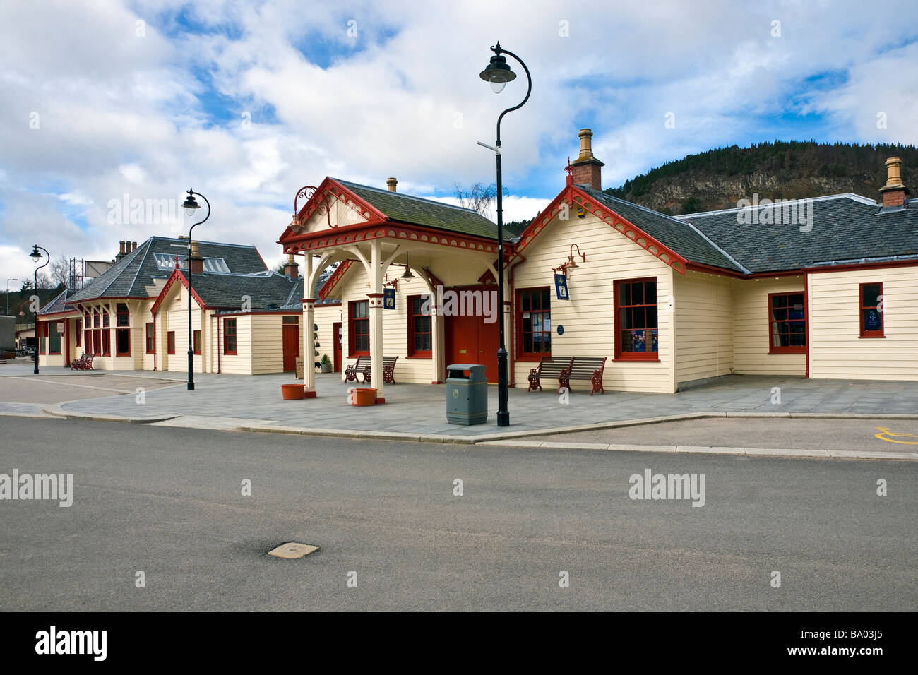 Ballater royal deeside scotland hi-res stock photography and images - Alamy