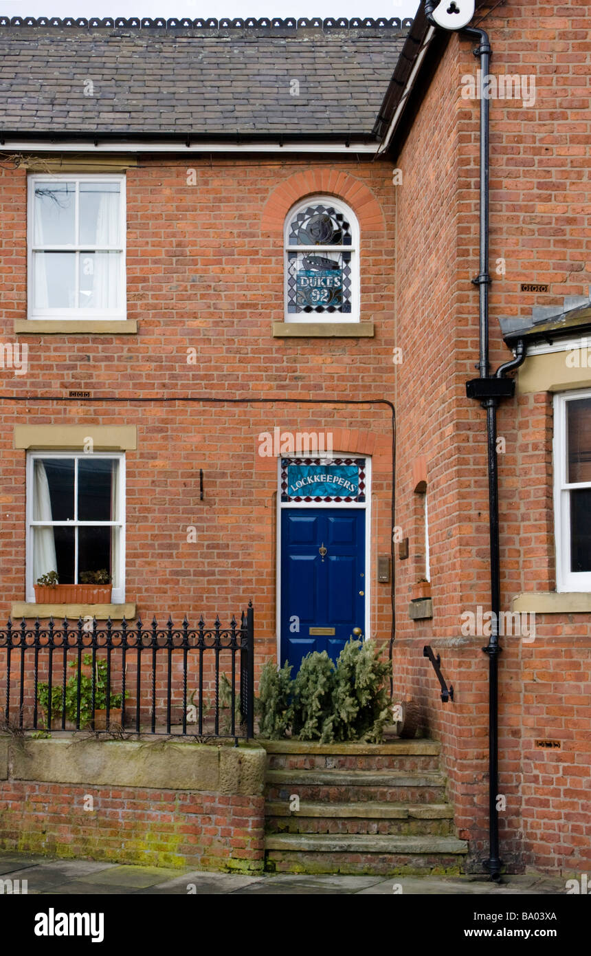 Victorian house england hi-res stock photography and images - Alamy