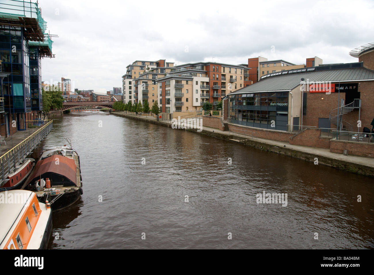 The waterfront area on the Leeds Liverpool Canal Leeds West Yorkshire ...