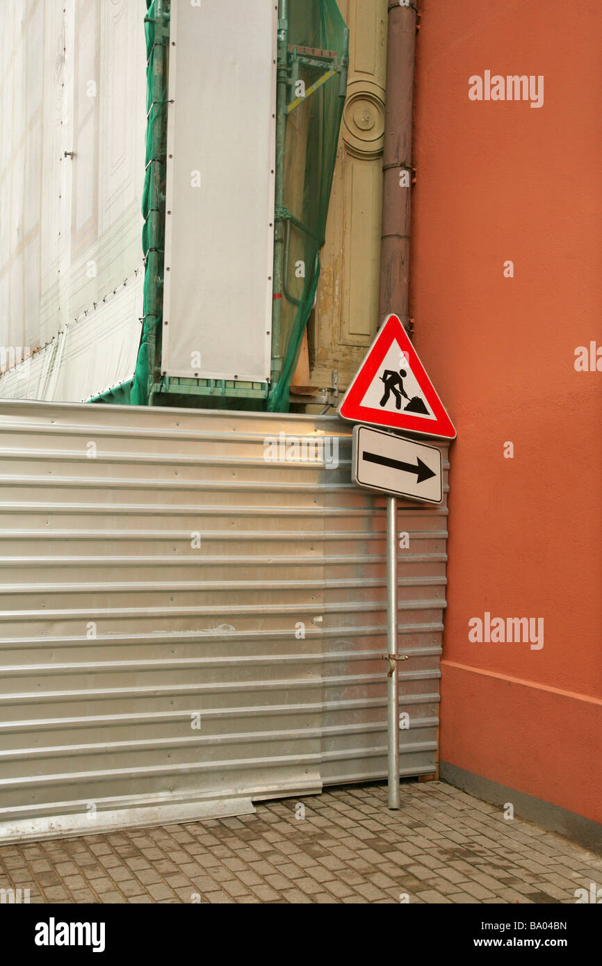 Boring sign hi-res stock photography and images - Alamy
