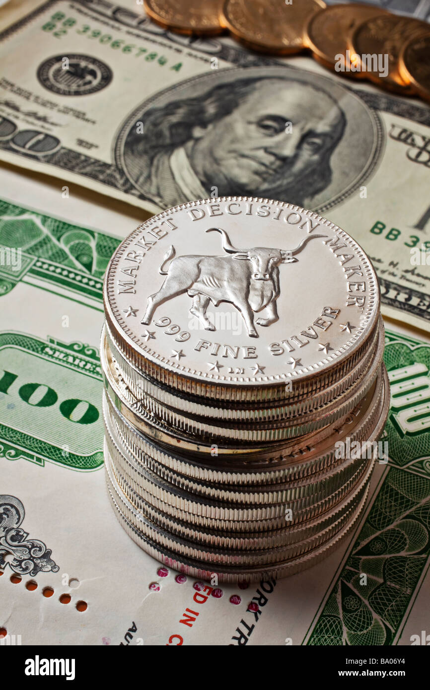 Pure silver hi-res stock photography and images - Alamy